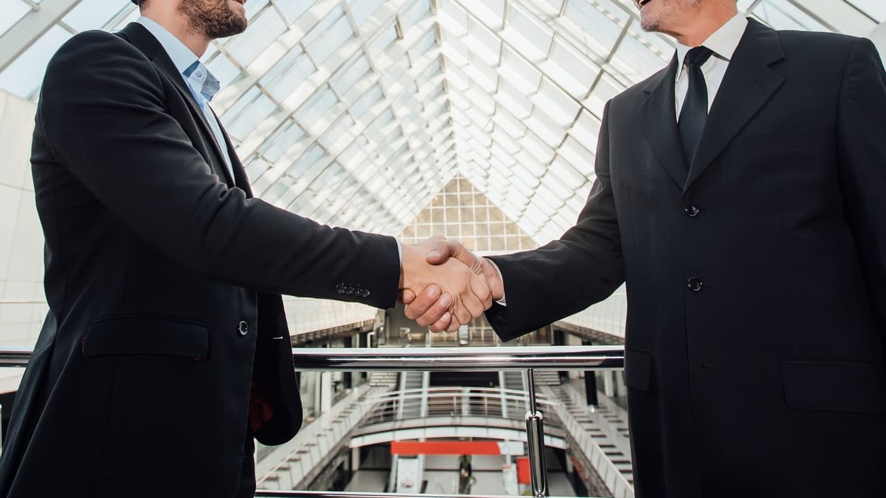 Ecuador y Japón inician acercamientos para acuerdo comercial bilateral